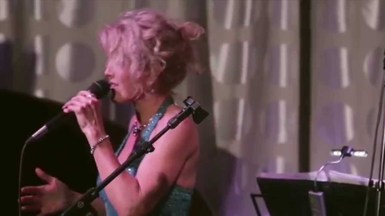 Jennifer Lee live at the Sound Room - "What You See Is What You Get ...