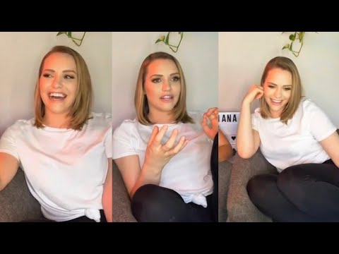 Mia malkova talking to her fans 