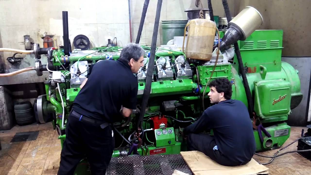 Motor guascor E diesel 'escape seco' - YouTube
