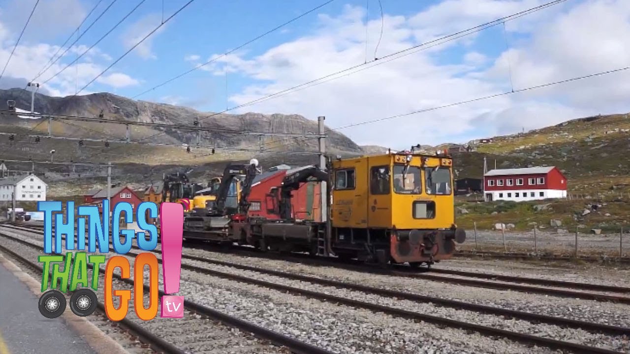 * MAINTENANCE TRAIN + DIGGERS * | Trains For Kids | Things That Go TV ...