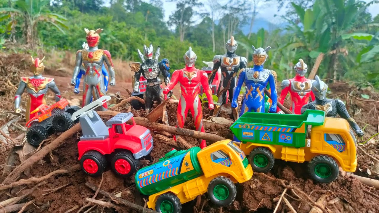 Menemukan Mainan Ultraman | mobil mobilan | Kamen rider | ikan | alat ...