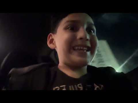 Mirando mi atuendo - YouTube