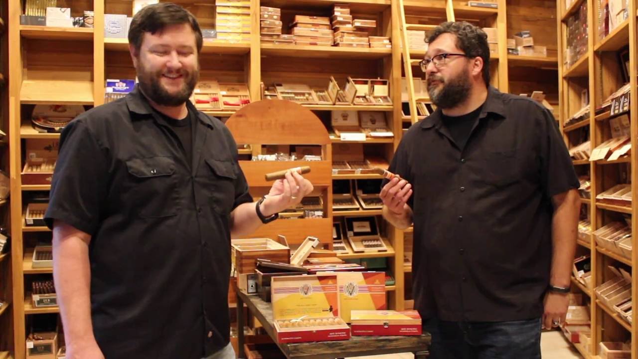 Winston's Tasting Notes--AVO Fogata - YouTube