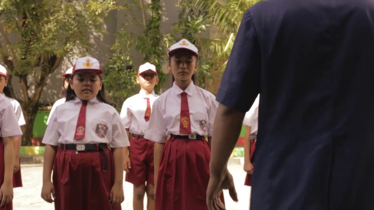 Tv ngajarin anak SD pacaran & ciuman??? - YouTube