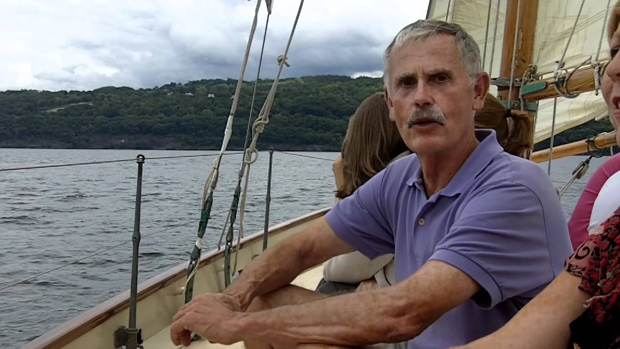 Gene Pierce, owner of Glenora & Knapp wineries, talks about wine - YouTube