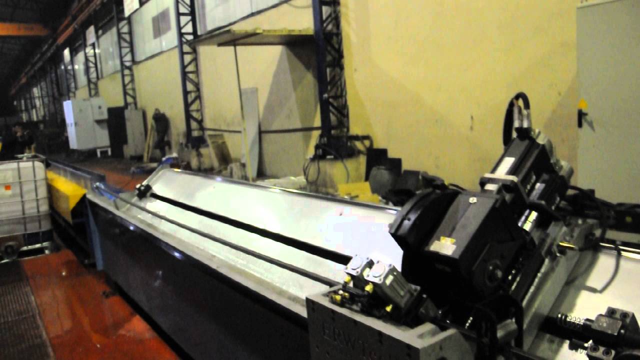 140 m/min High Speed Flying Cold Saw - YouTube