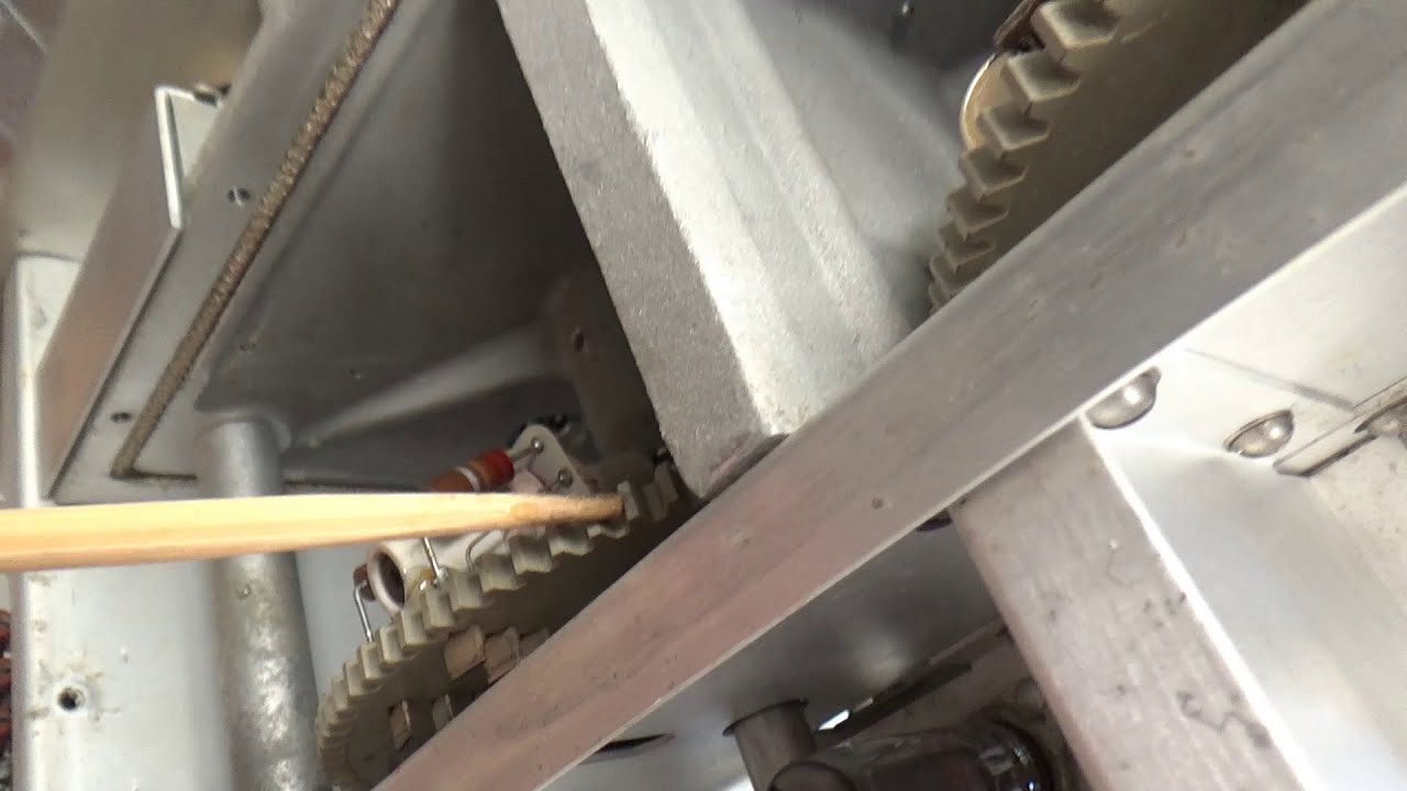 Hewlett Packard 606A Signal Generator Troubleshooting and Repair - YouTube