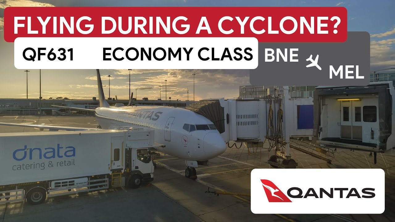 Flying during a CYCLONE? | QF631 BNE-MEL - YouTube