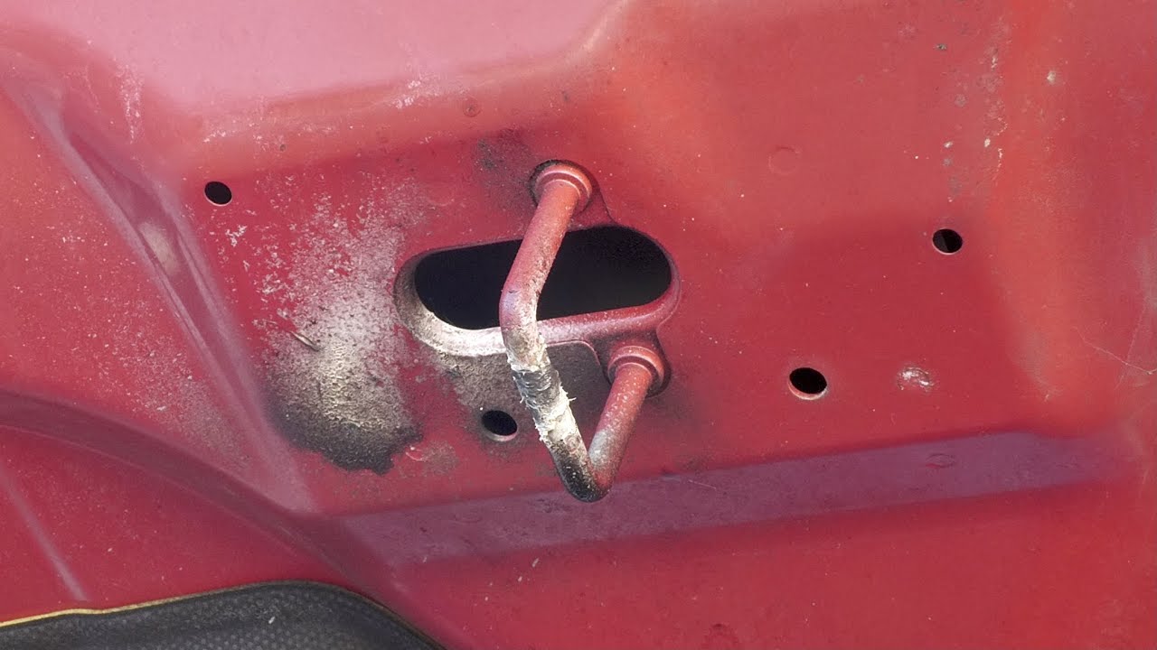 Crusty Hybrid Engine Bay Clean & Colour Code - YouTube