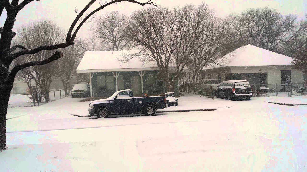 Snow day in Wichita Falls - YouTube