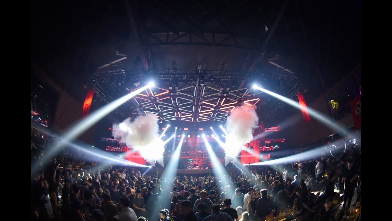 Propaganda by DJ Ace Ramos at XYLO at the Palace - YouTube