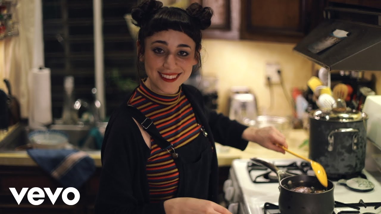 Jackie Cohen - Cooking With Jackie Cohen - 6 Minute Egg ASMR - YouTube