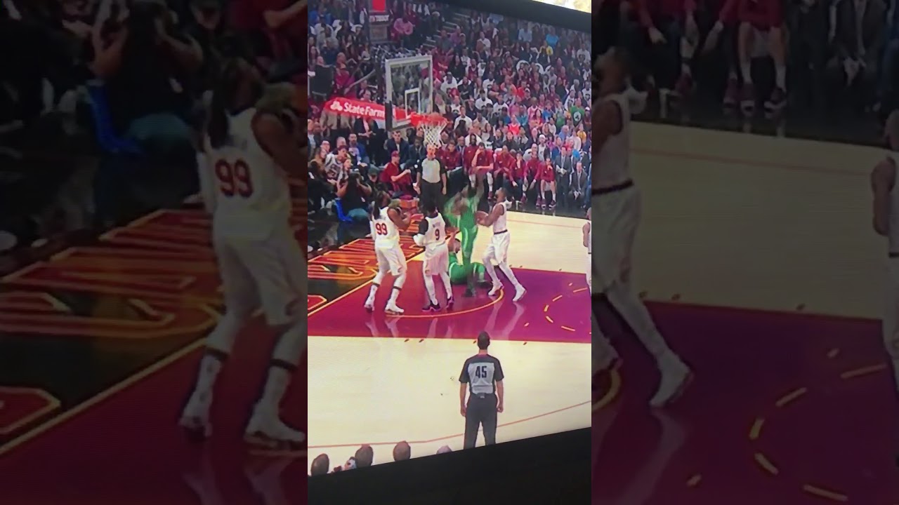 Gordon Hayward brutal ankle break opening night! - YouTube