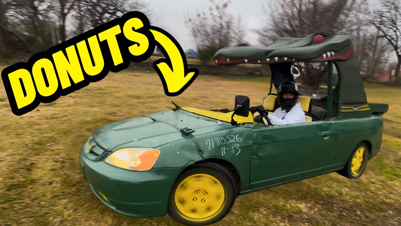 HITTING THE STREETS IN GATOR CAR!! - YouTube