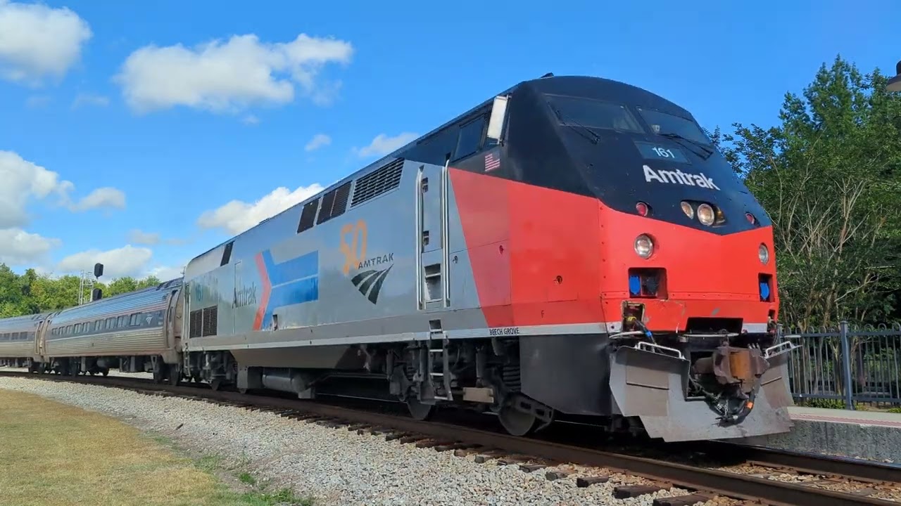 Amtrak Train 79 With Heritage Unit #161 Pulling Into Selma - YouTube