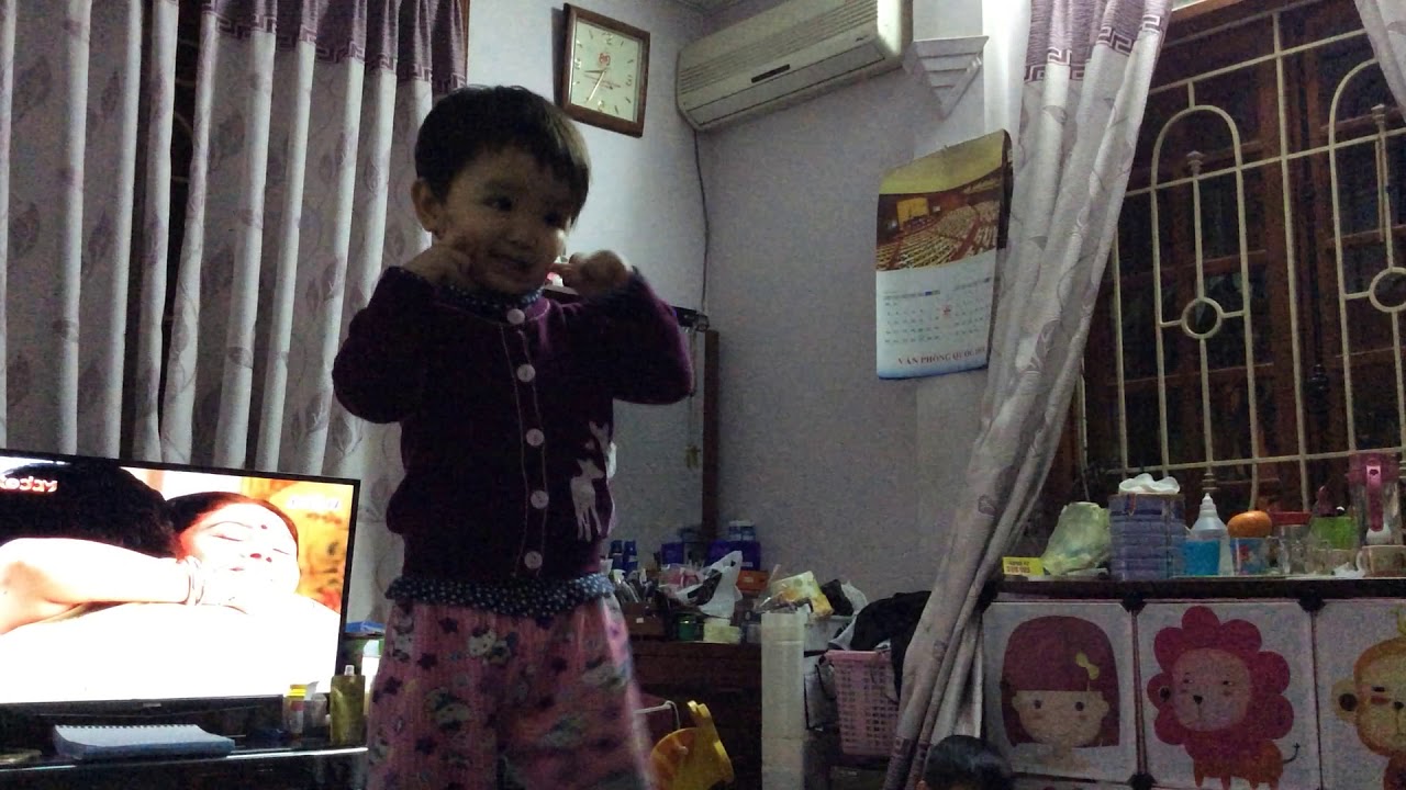 Kutie Kate 2015 12 05 - YouTube