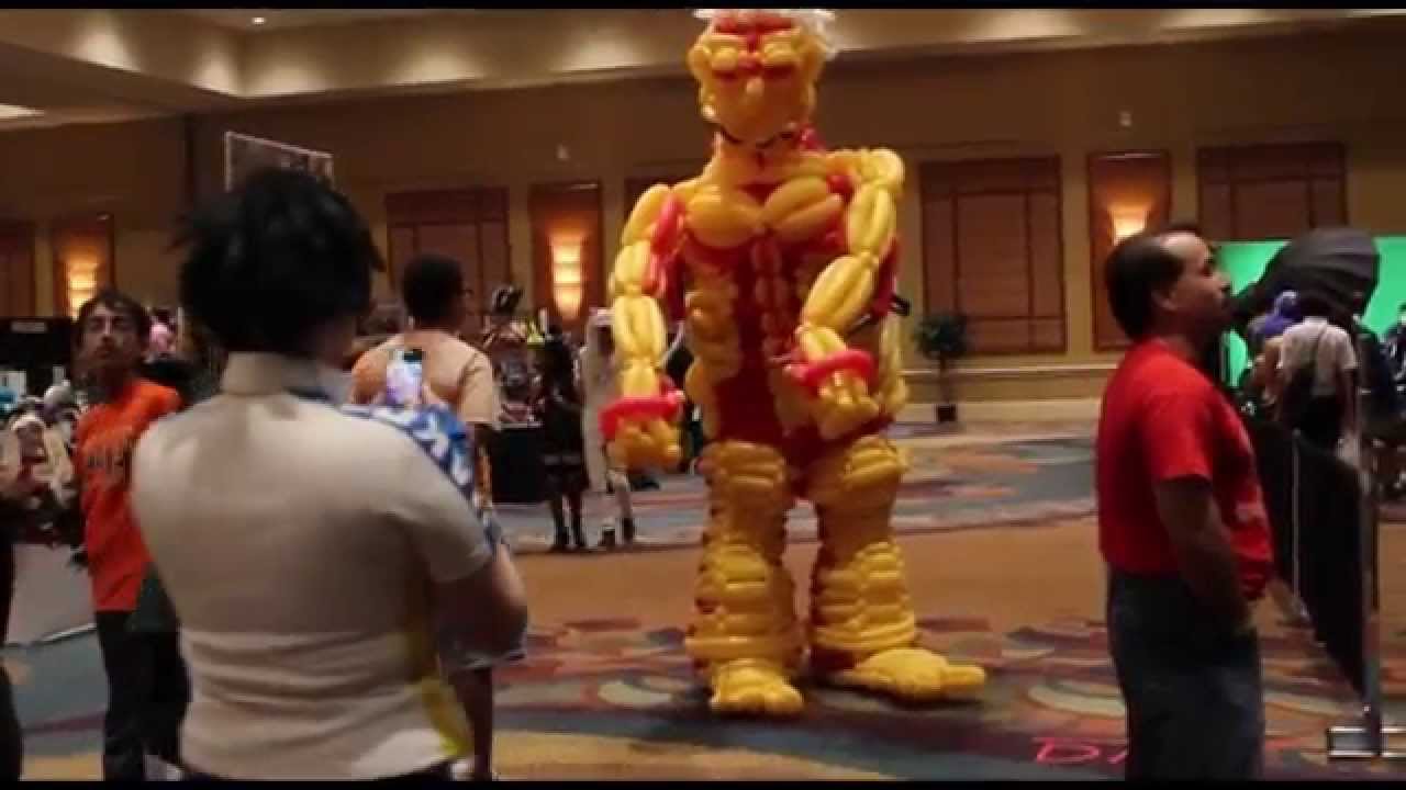 Armored Titan Balloon Cosplay (FEAT: BRYCE PAPENBROOK & JESSICA ...