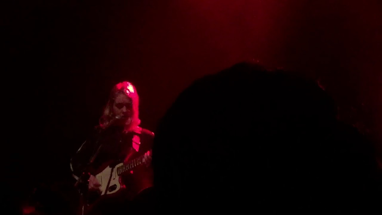 Snail Mail - Heat Wave (Live at Shibuya WWW X) - YouTube