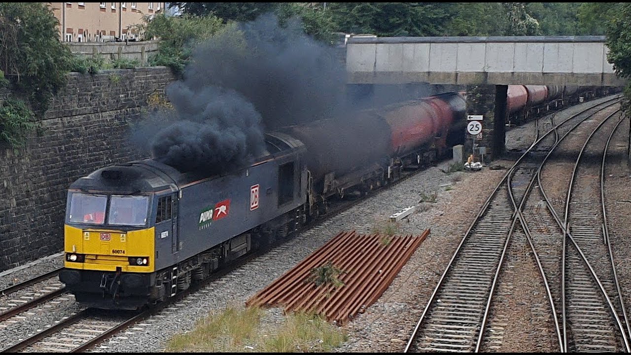 DB Puma Livery Class 60074 Hellfire Clag On 6B33 Tanker Train At Dr ...