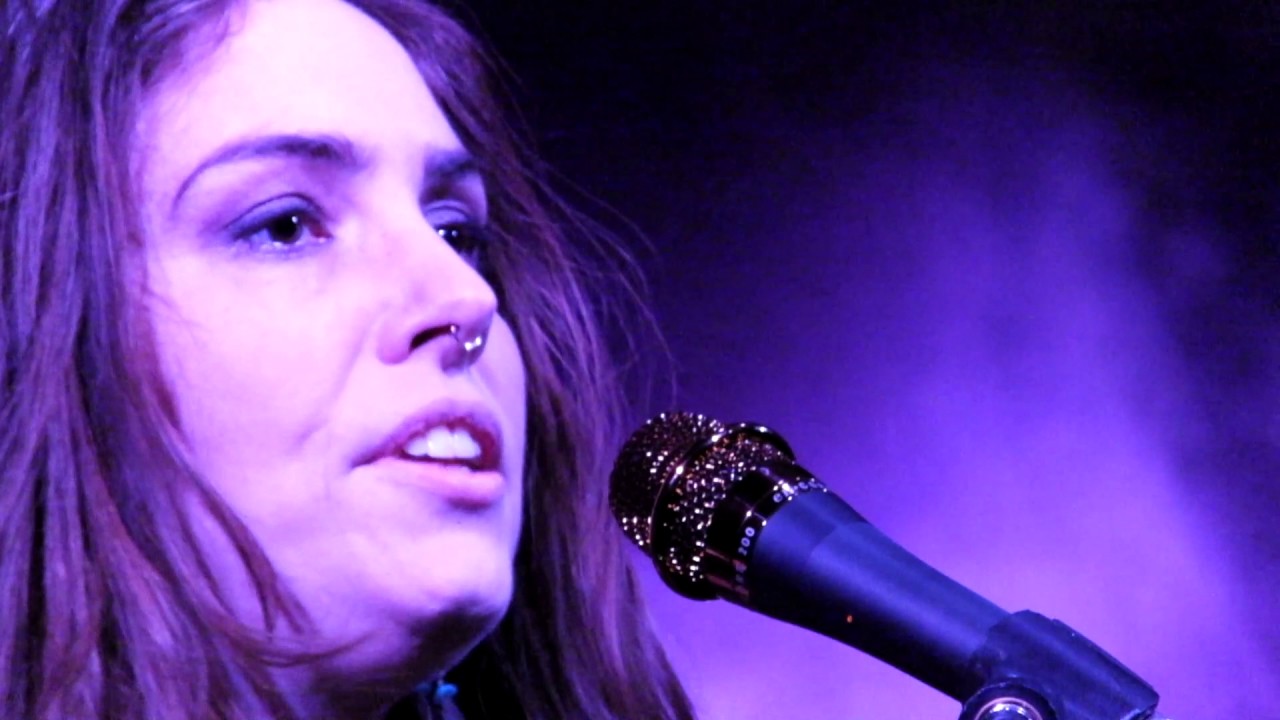 Emma Ruth Rundle Interview - YouTube