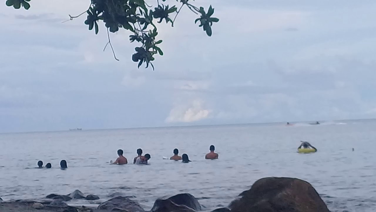 Motor Bangka Racing || Bacong Beach Resort - YouTube