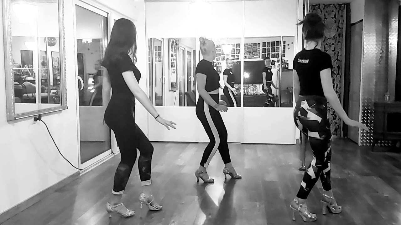 Meninas Do Sol Danse Brésilienne Samba - YouTube