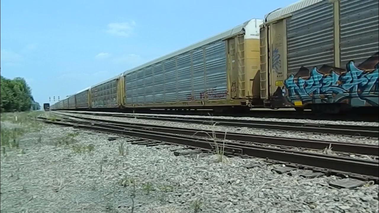 UP 7635 Leads Autoracks - 6/09/2023 - YouTube