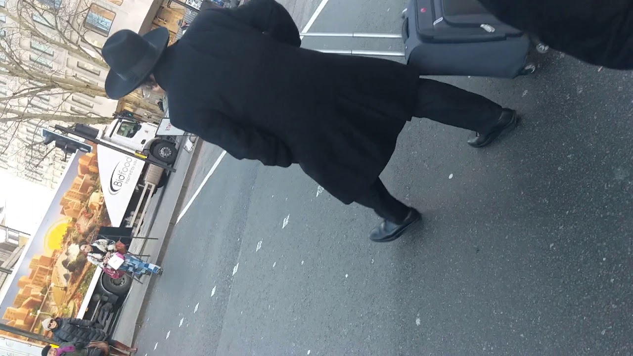 A visual metaphor for the politics of spectator magazine - YouTube