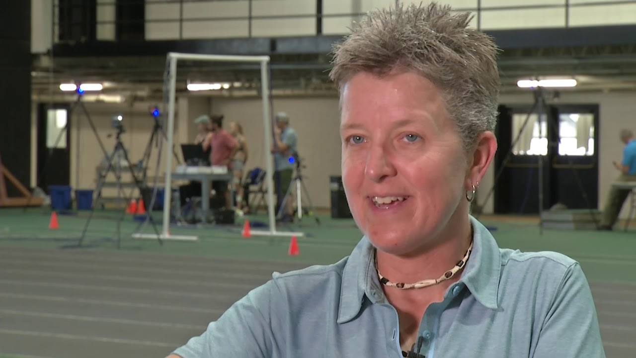 BLADE RUNNERS: FUTURE OF PROSTHETICS - YouTube