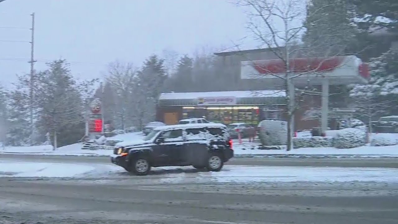 Snowfall in Portland during afternoon commute, January 26, 2021 - YouTube