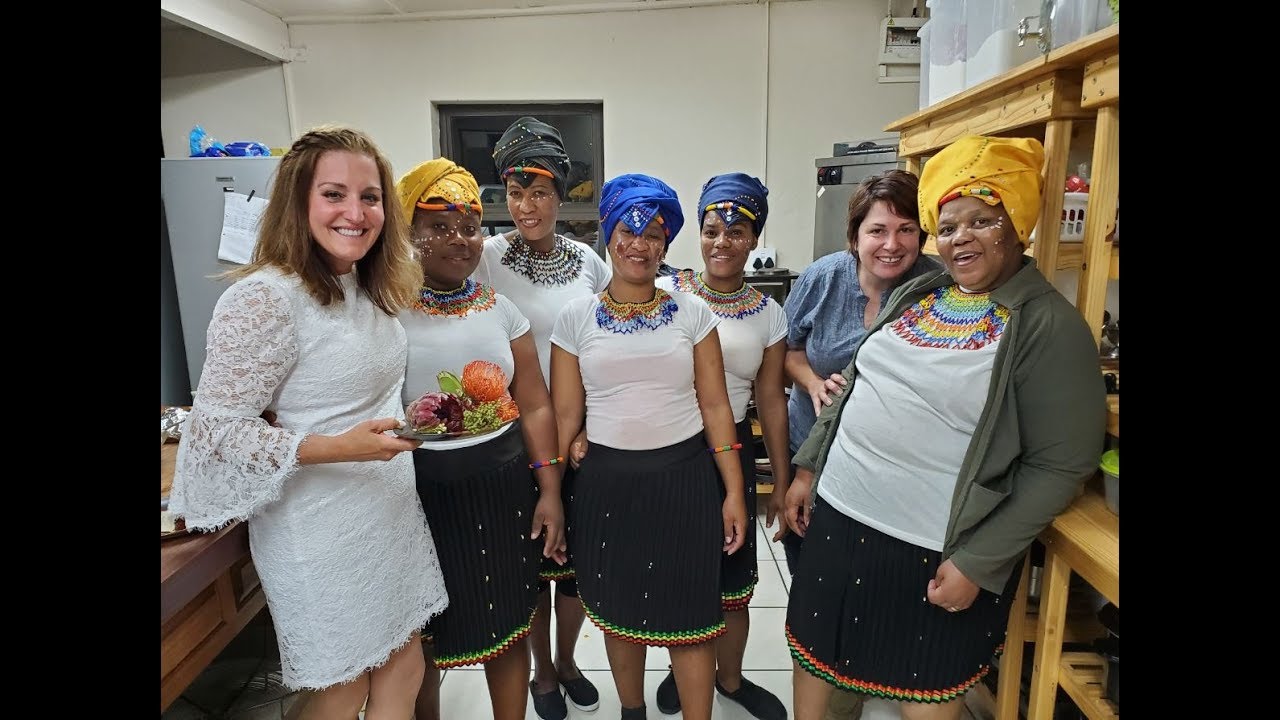 Aventure culinaire chez Majeje Africa Safaris - YouTube