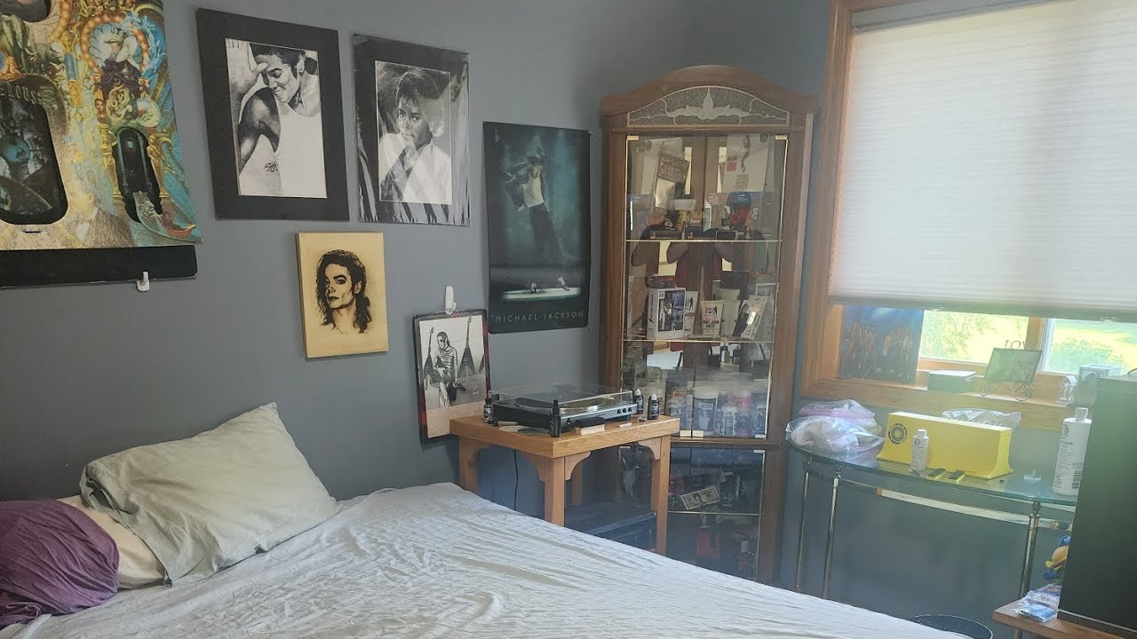 Michael Jackson Room Tour Update 2025 - YouTube