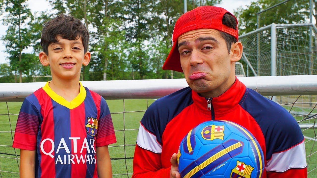 Jason और Alex बाहर खेल रहे होते हैं। Kids Stories with Jason in Hindi ...