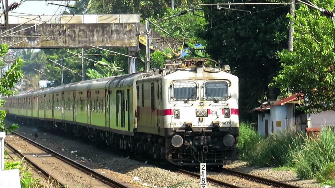 Final day run of Trivandrum - Hazrat Nizamuddin Rajdhani Express ...