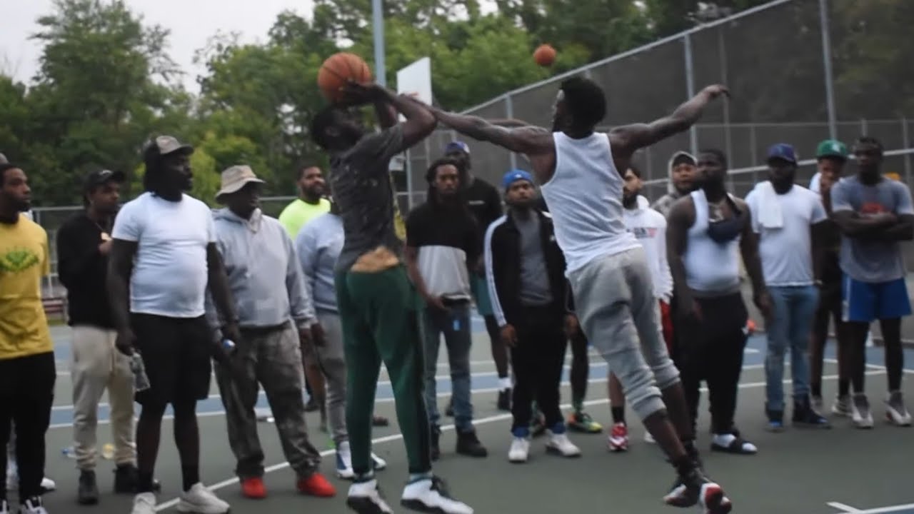 Nasir Johnson Destroys opponent in TRENCHES BASKETBALL LEAGUE!!!! - YouTube