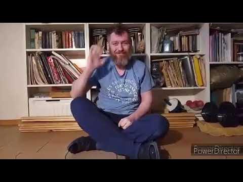 Кефир и гантели, сказал в метро мне милиционер. Что ж, попробую, и ...