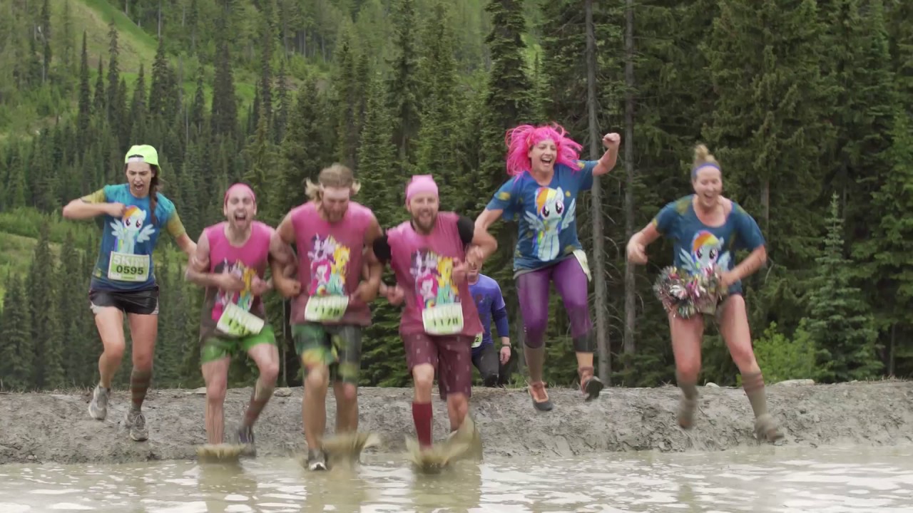 The 5K Foam Fest: Mud Pits - YouTube
