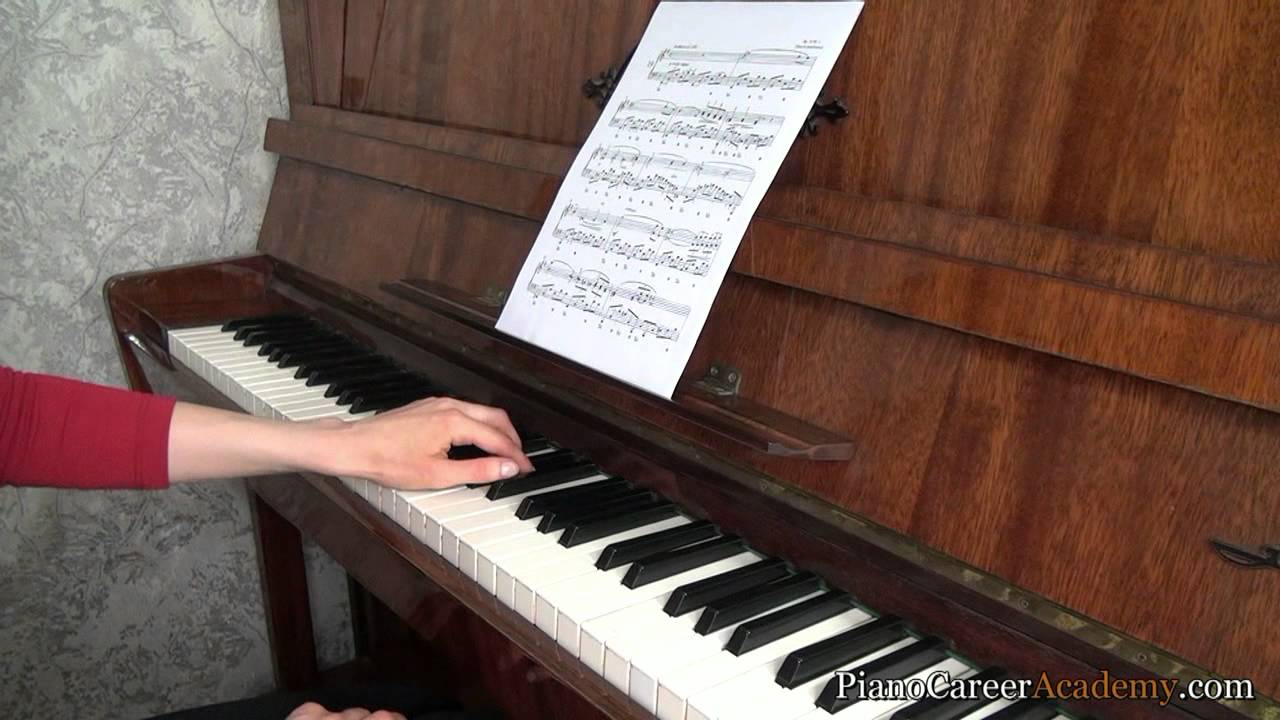 Piano Playing Tips. Emphasizing the Melody and Creating Different Sound ...