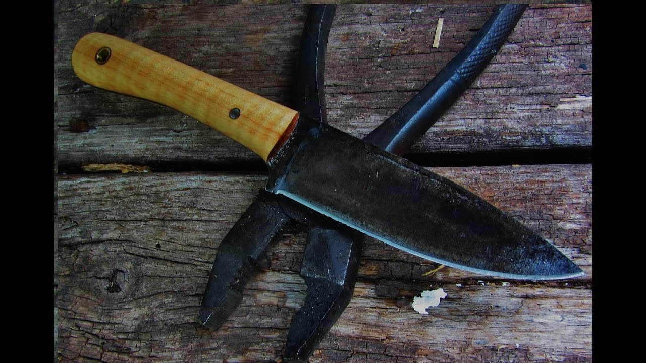 PIONEER Neck Knife w/SIMPLE tools! - YouTube