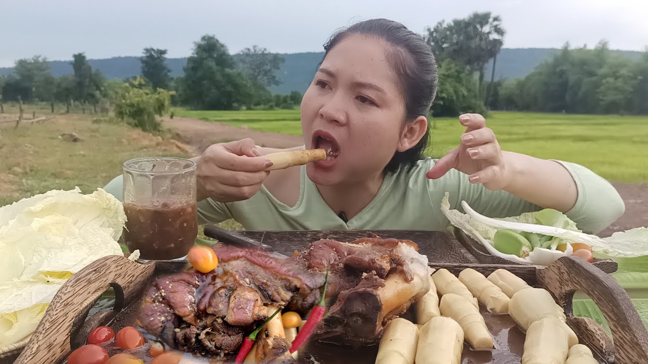 Ep# 66 | Mukbang - Eating Caramelized Pork Leg at My Farm - So Yummy ...