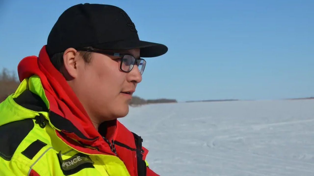 Kashechewan First Nation forced to begin annual evacuation early - YouTube