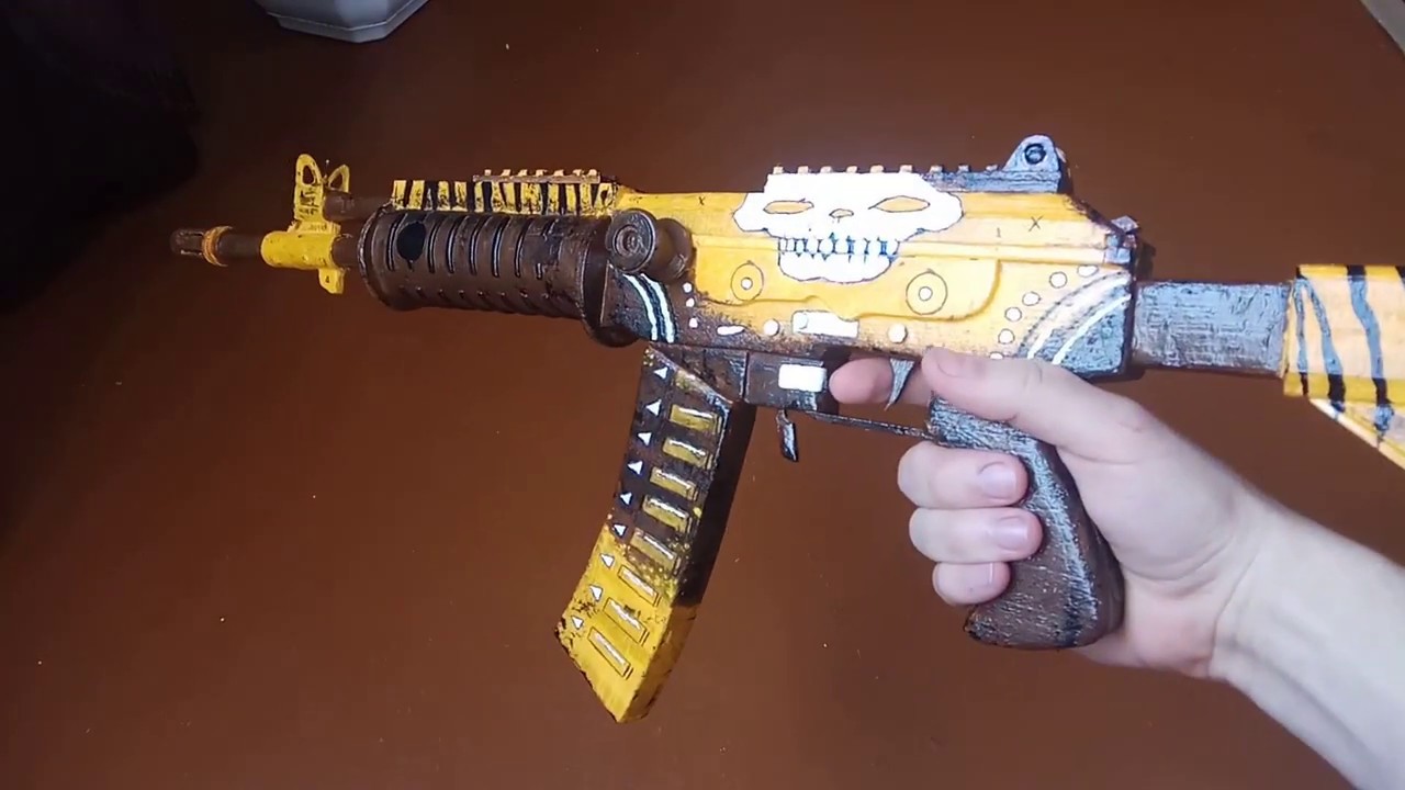 Galil AR | Chatterbox in real life from wood. - YouTube