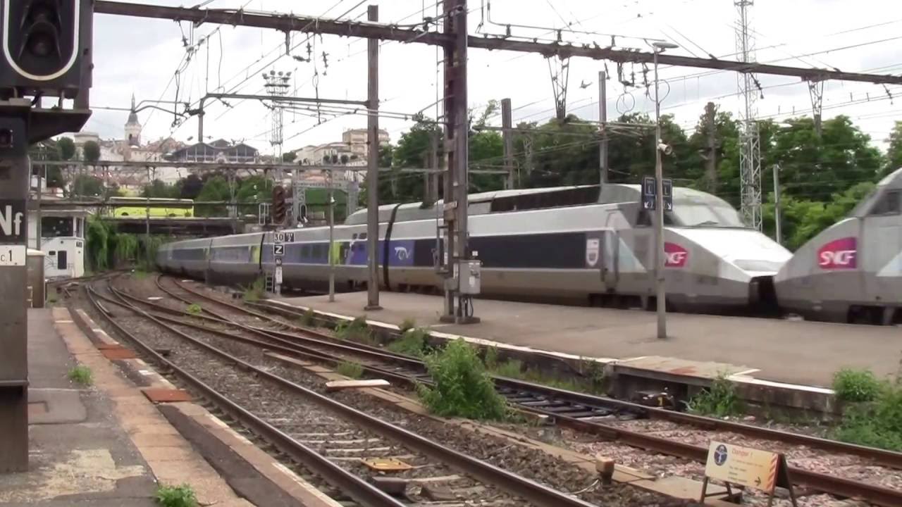 Gare Angoulème TGV - YouTube