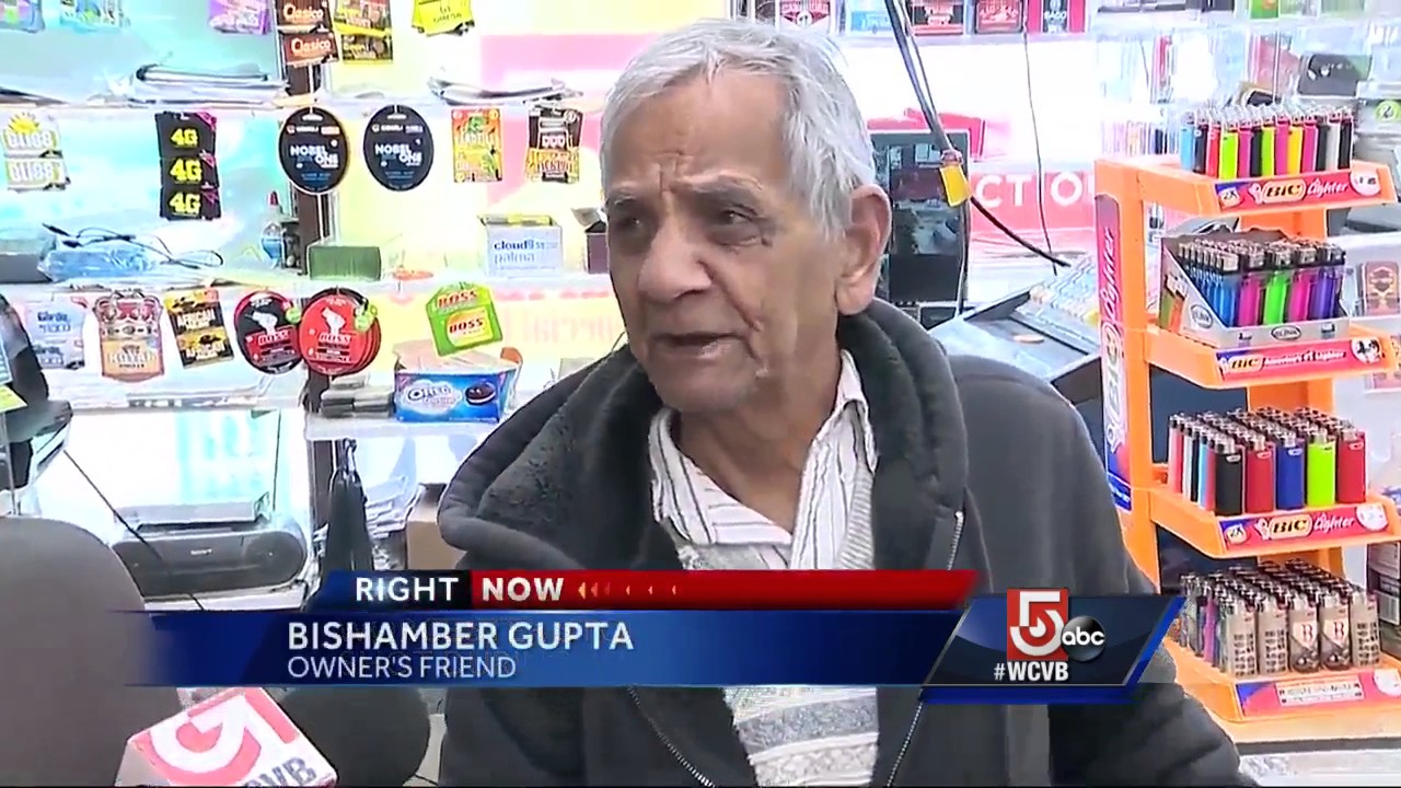 MIni-mart owner shot during robbery attempt - YouTube