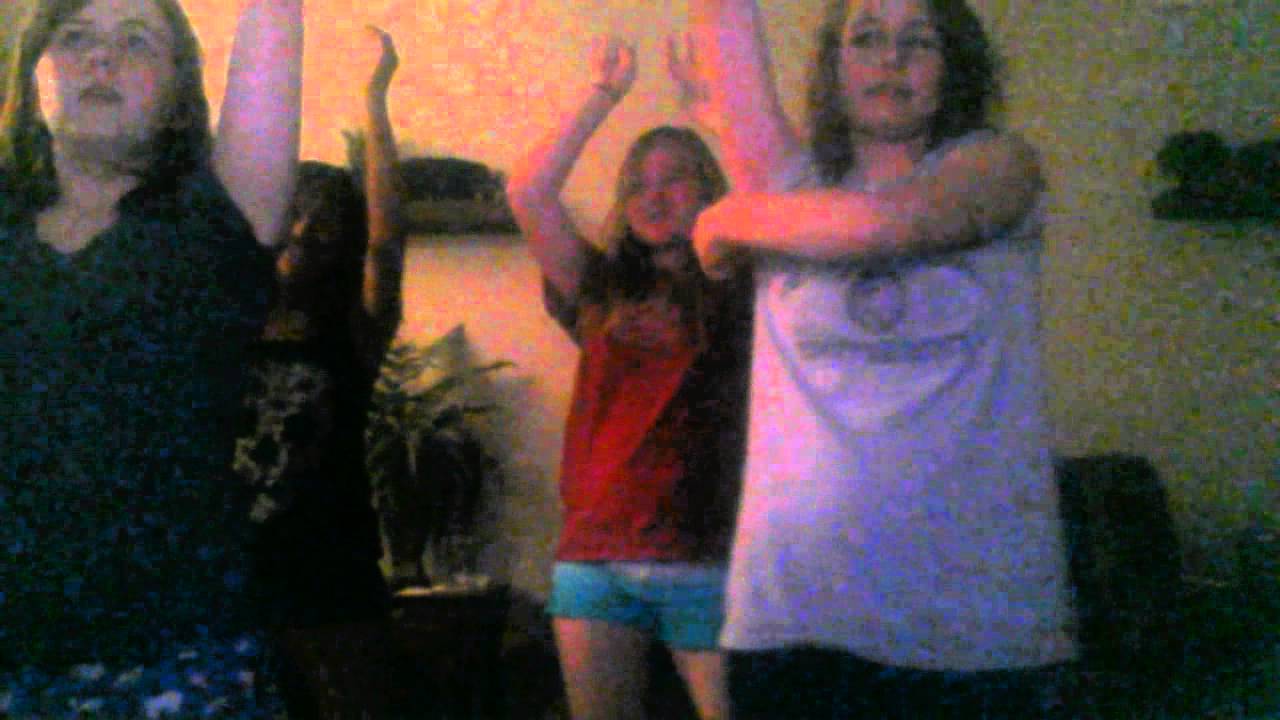 Julia, cassie, haylee, and nickole dancing - YouTube