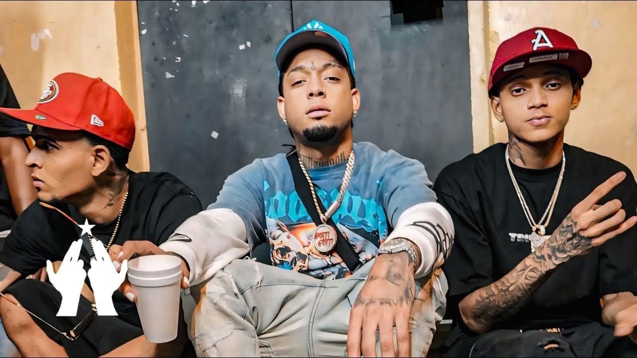 ROCHY RD X DUGLAUNG X EZZY R - FIEBRE 90 (VIDEO OFICIAL) - YouTube