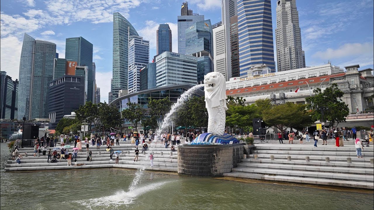 Merlion Park and Marina Bay part 1 | Singapore Walk - YouTube