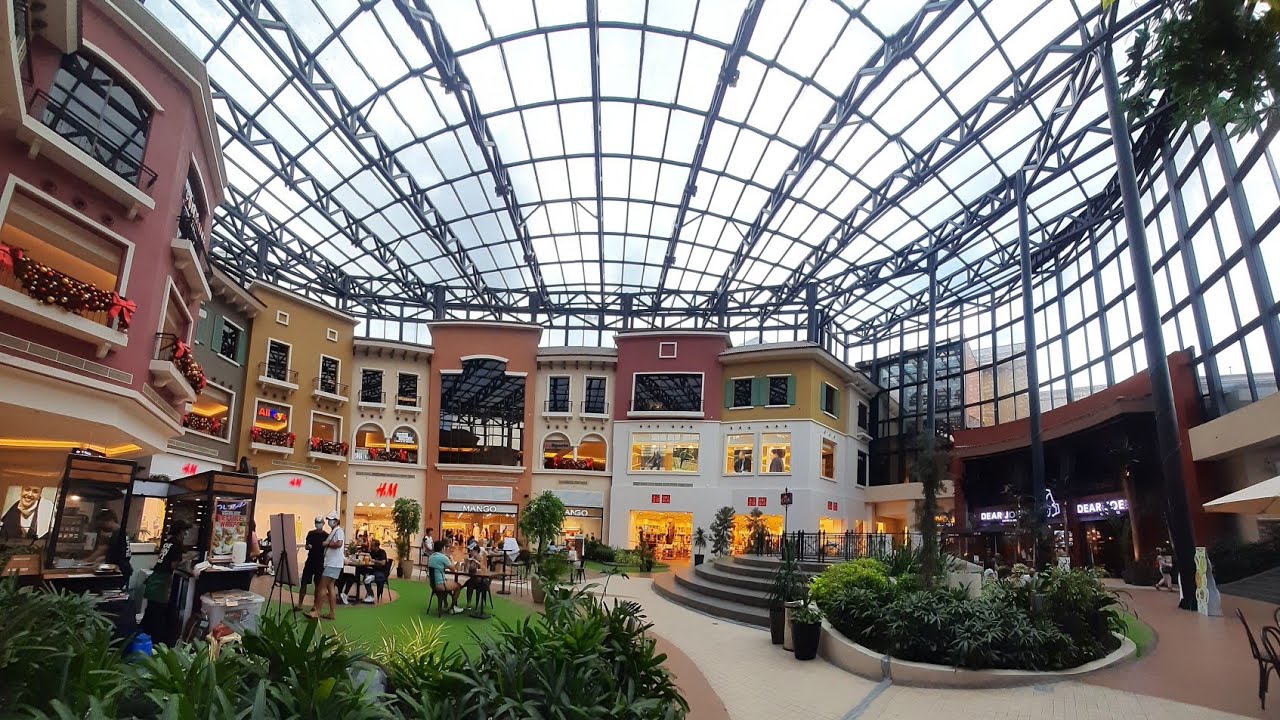 Evia Mall (Evia Lifestyle Center) roadtrip - YouTube