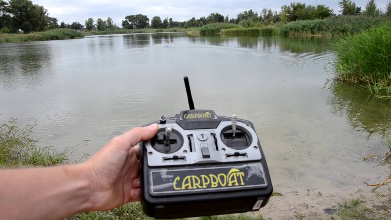 Сравнение Mini Carbon Bait Boat Atom Дельфин 2L - YouTube