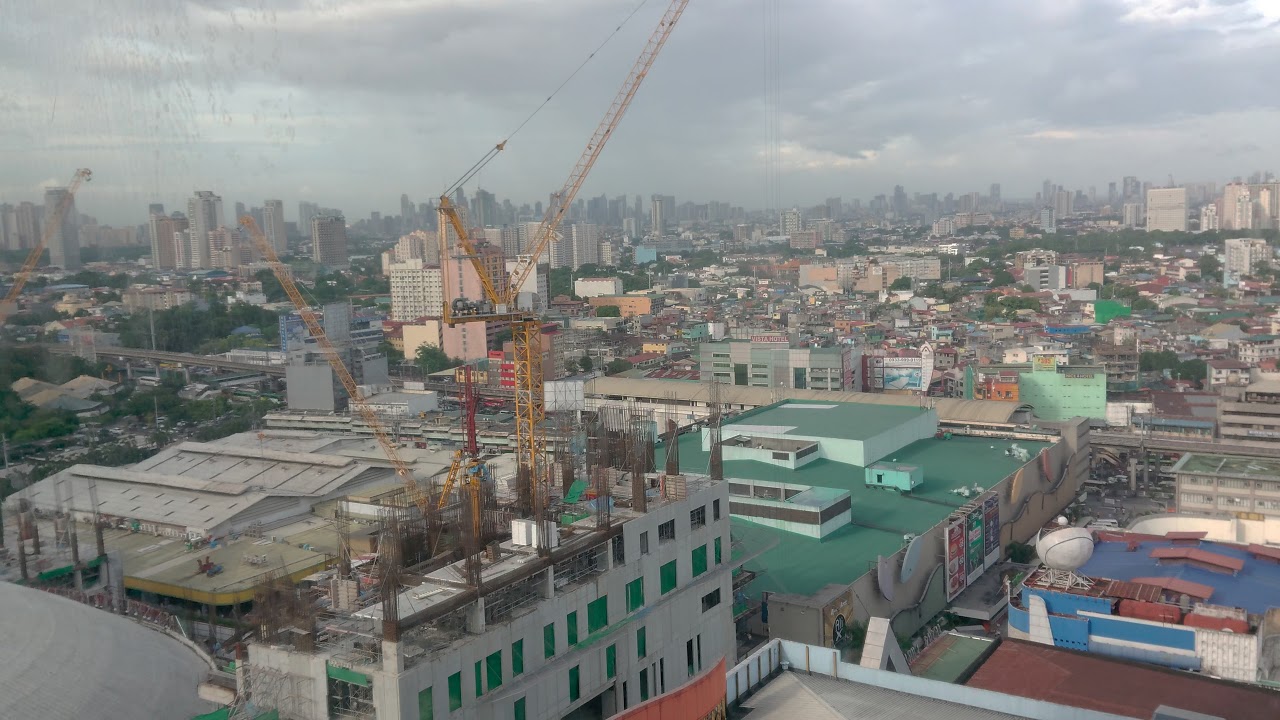 Araneta Gateway Tower - YouTube